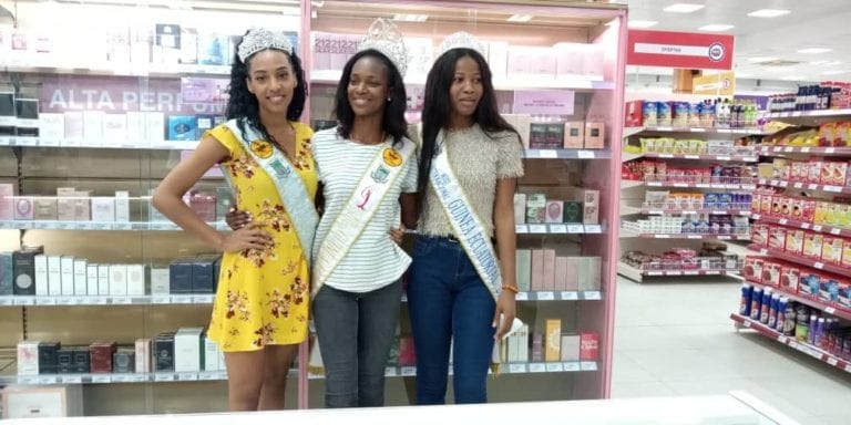 Comienza el reinado de las ganadoras del Certamen de Miss Guinea ...