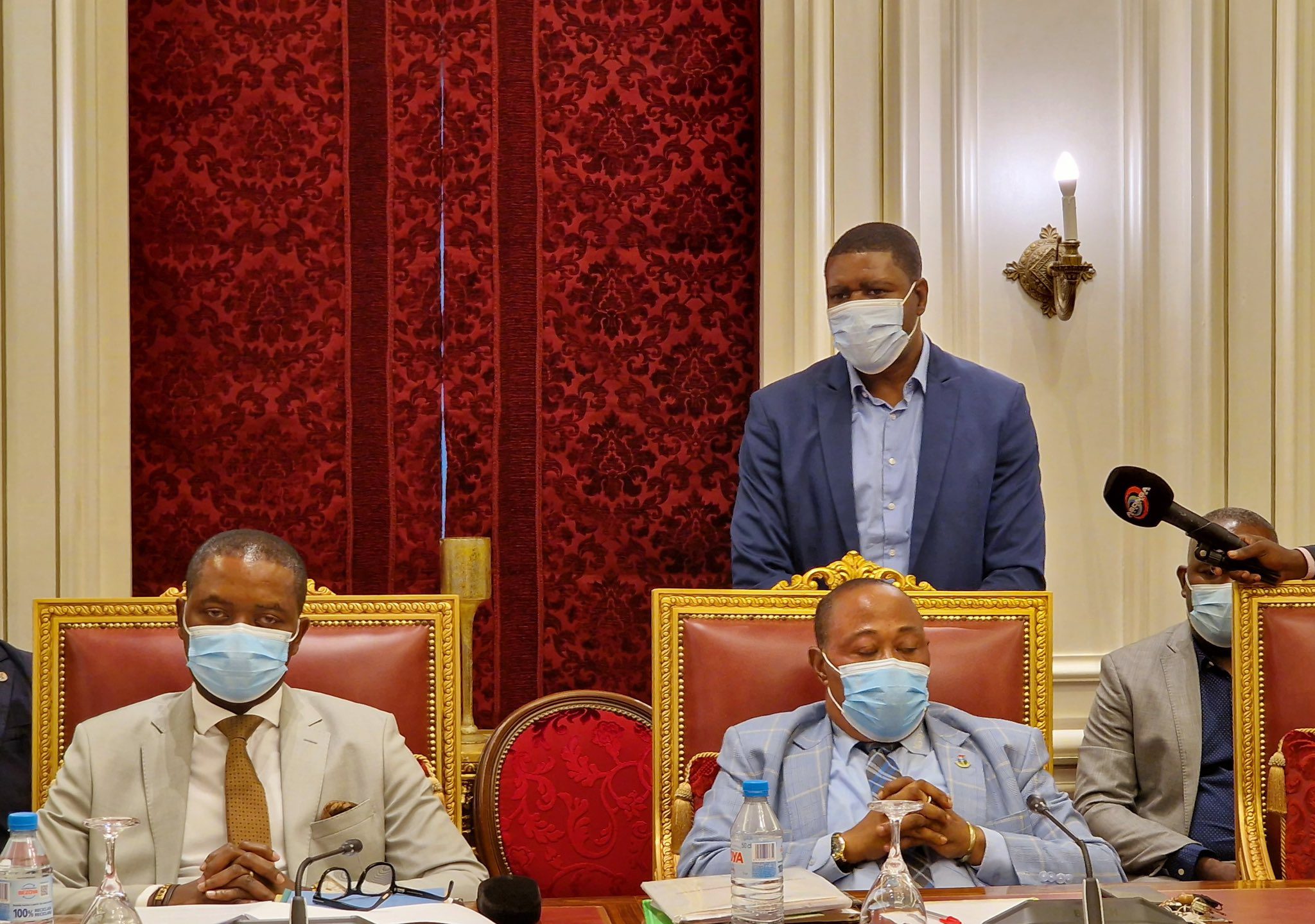 ÚLTIMA HORA: Ruslan Obiang confiesa haber vendido el ATR 72-500 de la ...