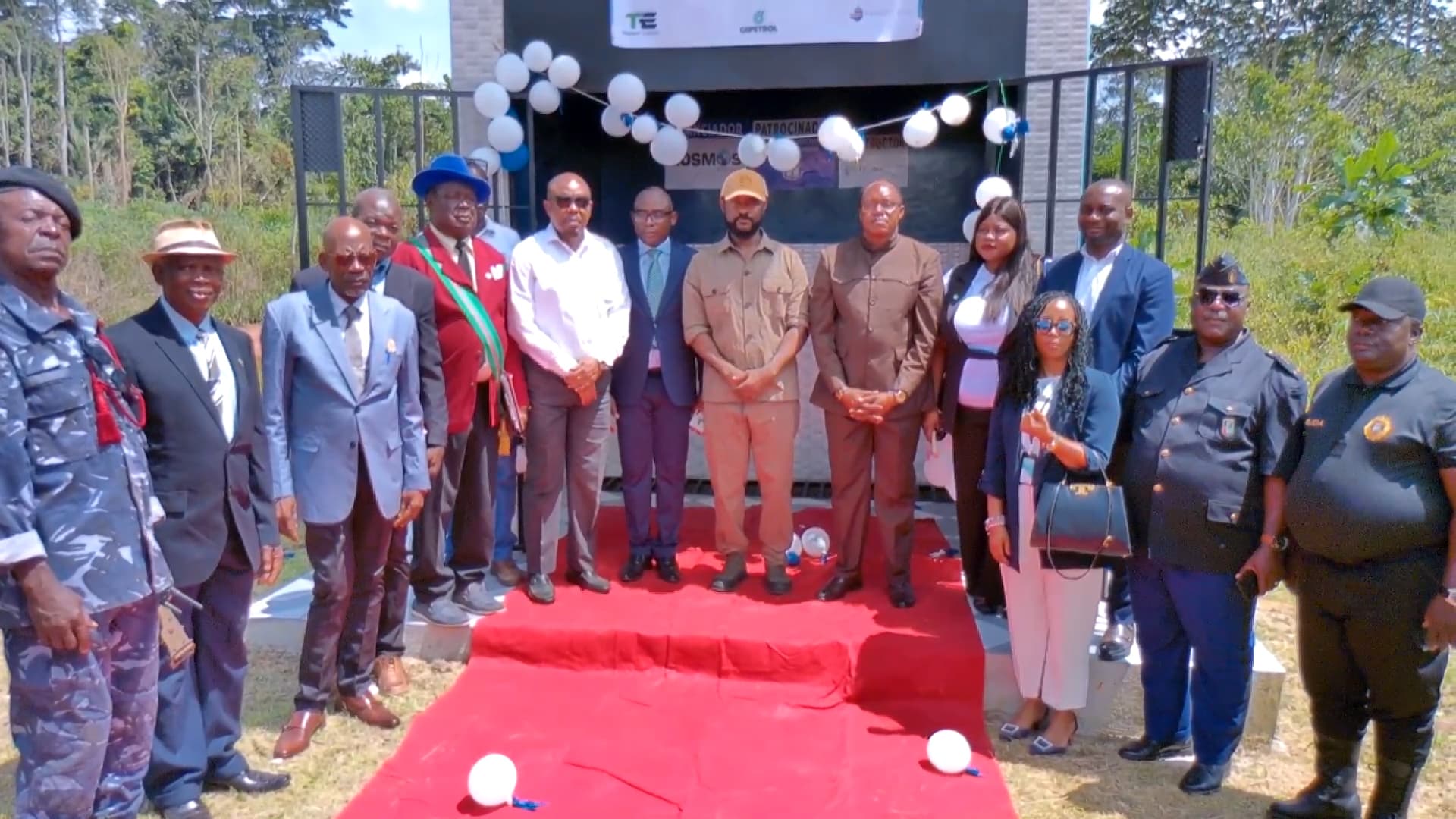 El Ministro de Hidrocarburos preside el acto de entrega de pozos de agua potable en Añisok y ...